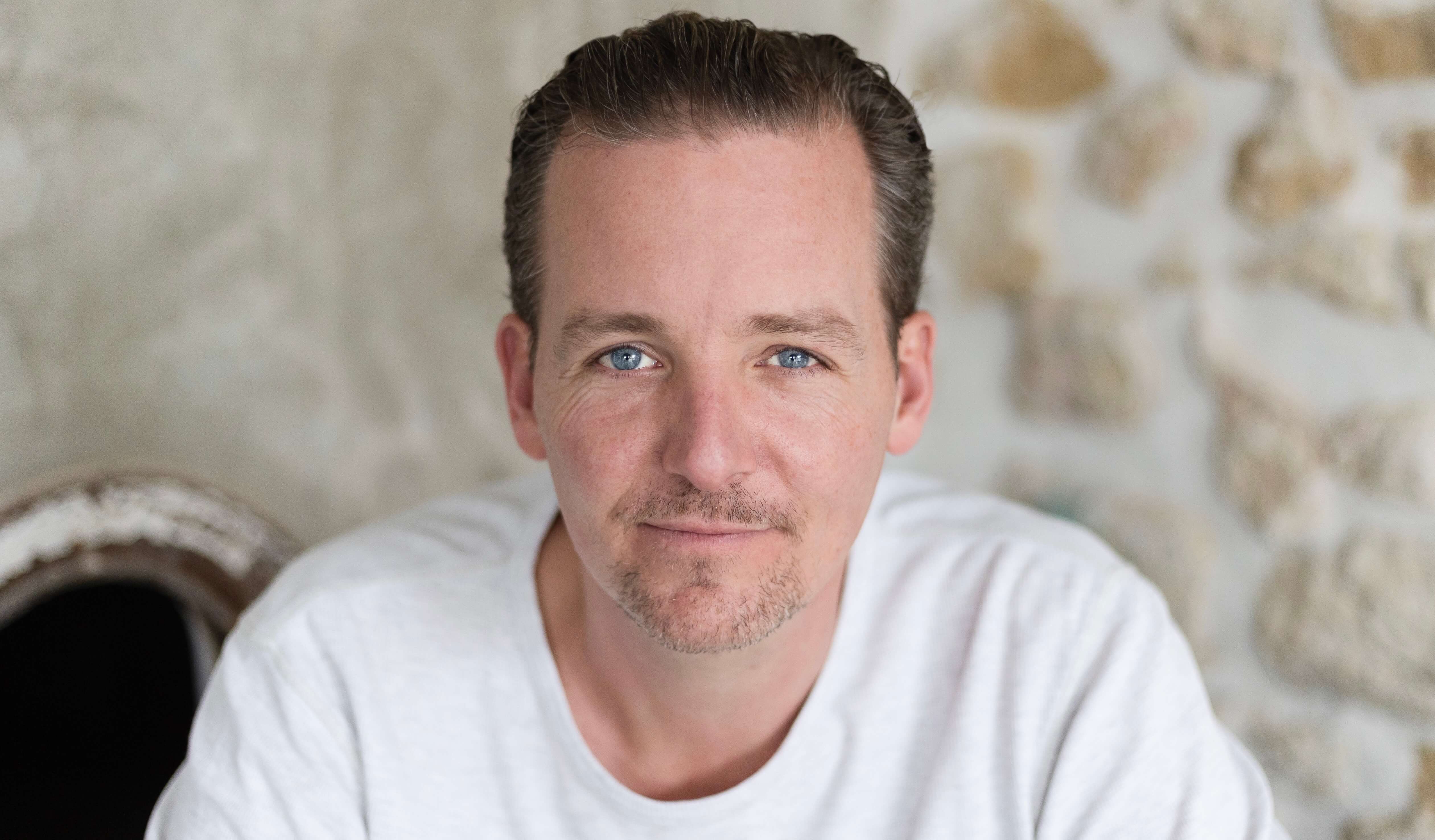 Robert Bridgeman - Meditation Moments